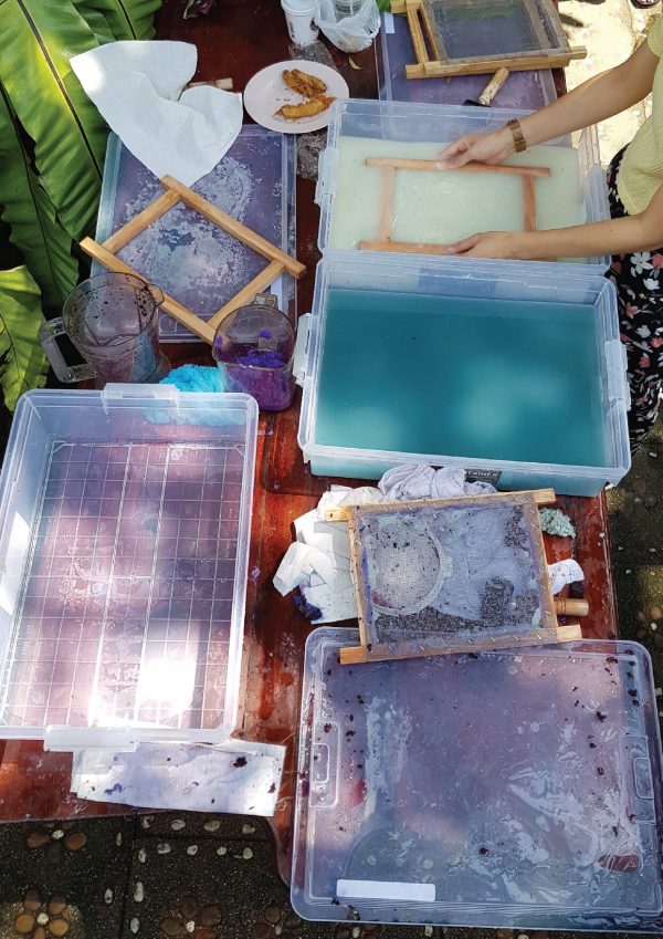Papermaking by Hand Tutorial - The Siam Bindery